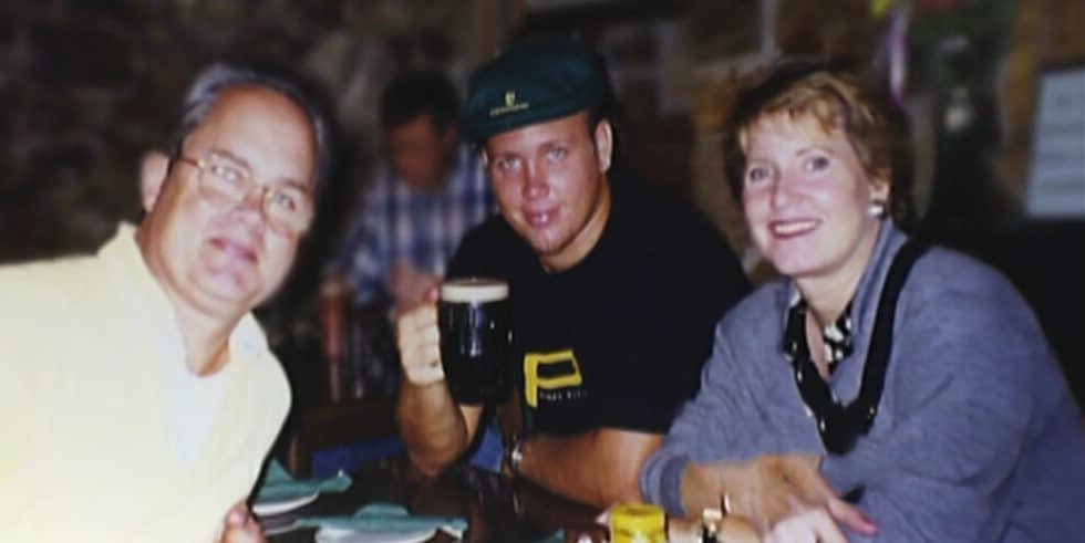 Blinded: The Plot to Kill John & Susan Sutton - Tiegrabber